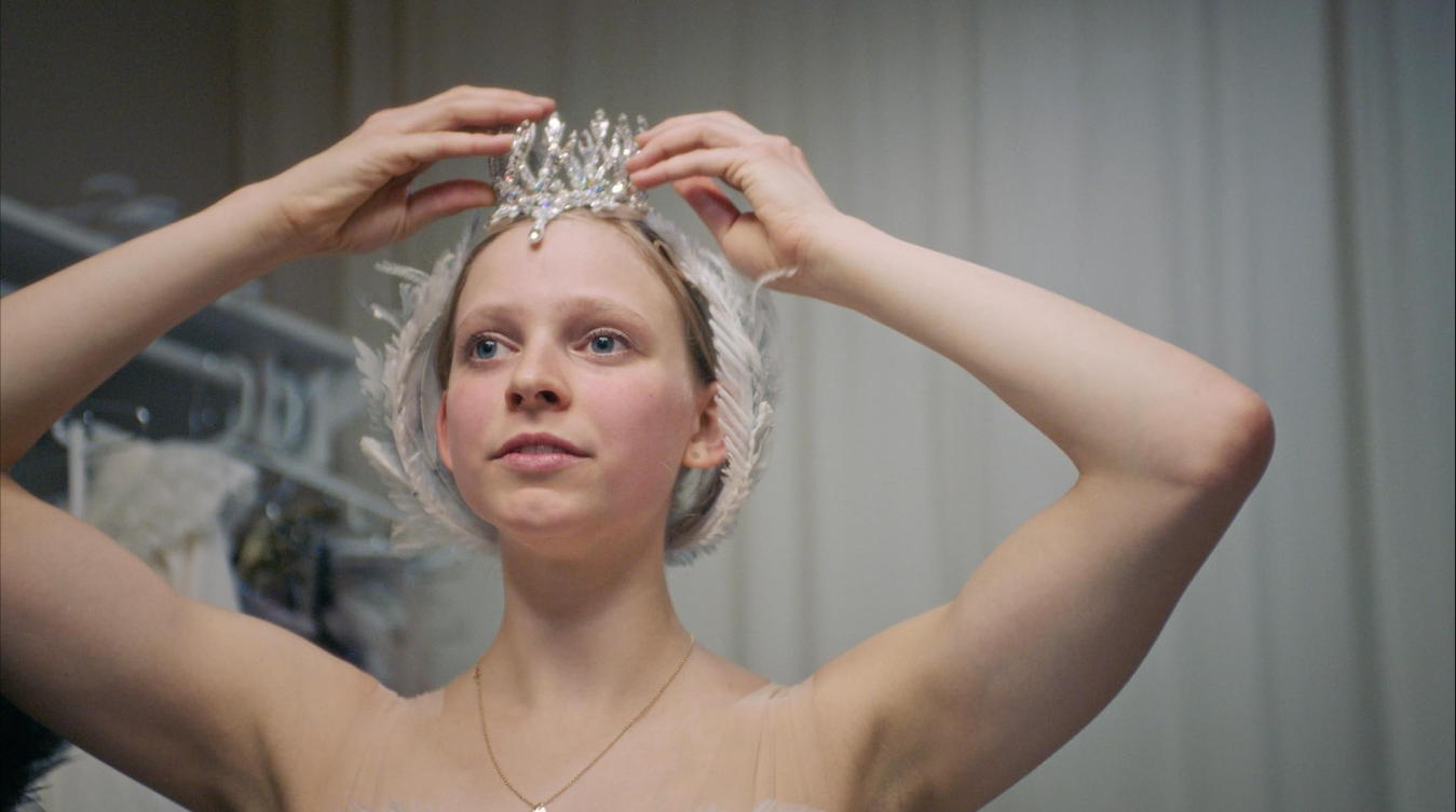 Swan Song – Crandell Theatre